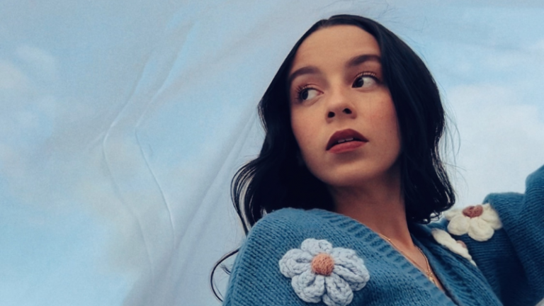 Así Suena El Bogo-Pop: Artistas Que Redefinen El Pop Bogotano - Sym ...